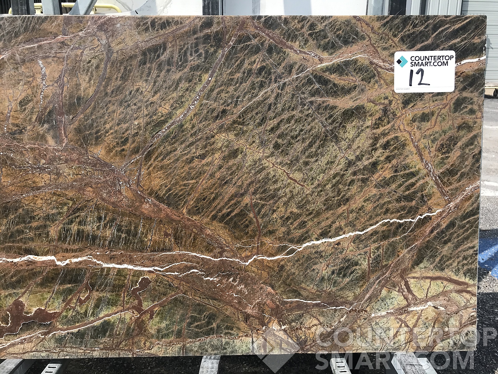 Save 80% On Rainforest Green Countertops With Remnants | Austin, TX