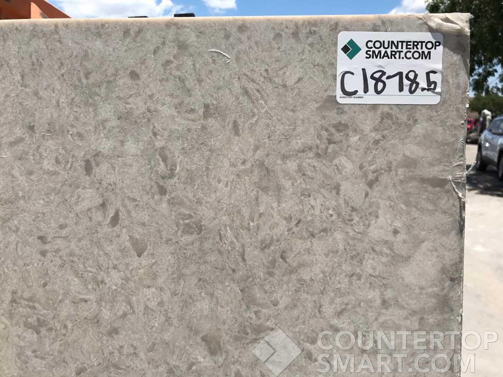 Portico Cream Quartz Countertop Remnant 36"x25" Polished 3.0cm